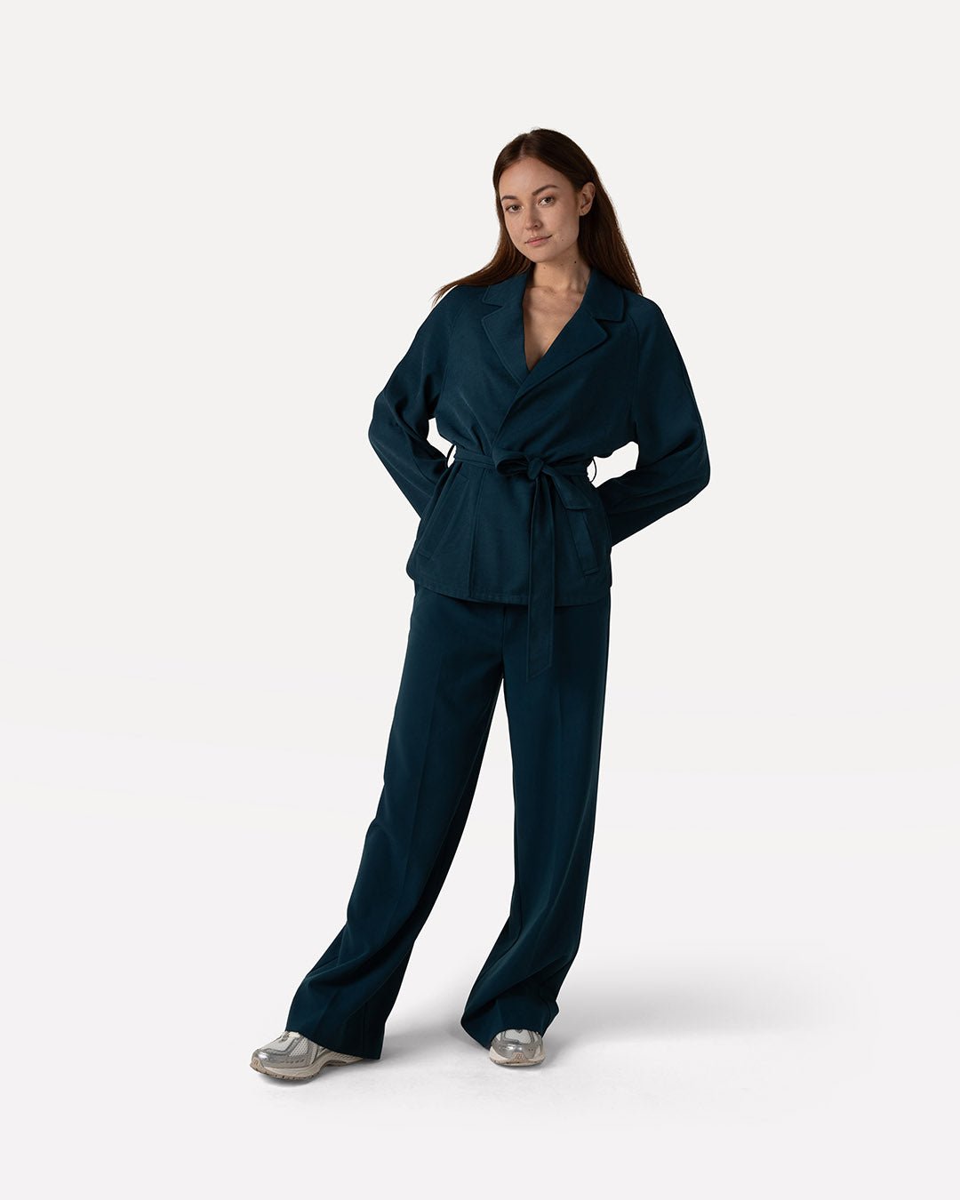 Isha blazer & Estelle pants – Another-Label