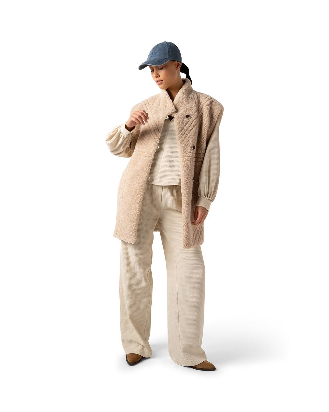 Vests – Another-Label